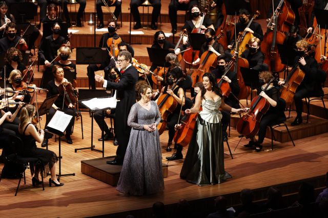 Glorious Puccini | Stage Whispers