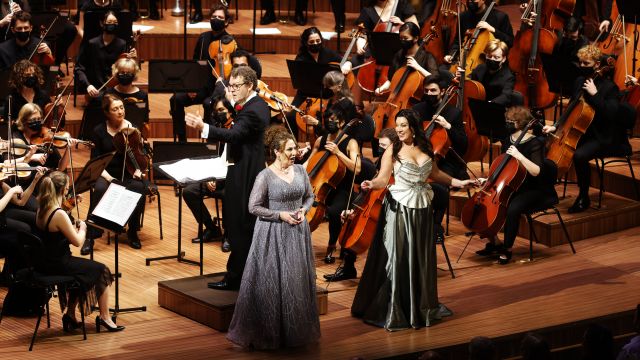 Glorious Puccini | Stage Whispers