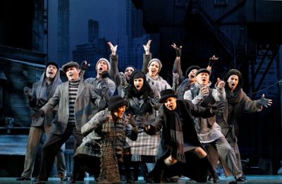 Annie | Stage Whispers